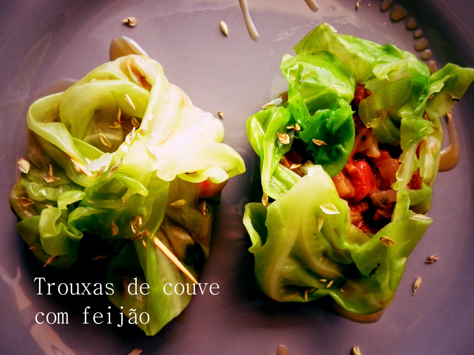 Trouxas de couve com feijão - Meatless Monday #9 - A Cozinha da Ovelha ...